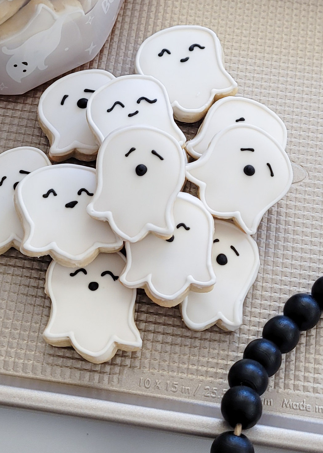 Bag of Boos - Wonderland Cookies